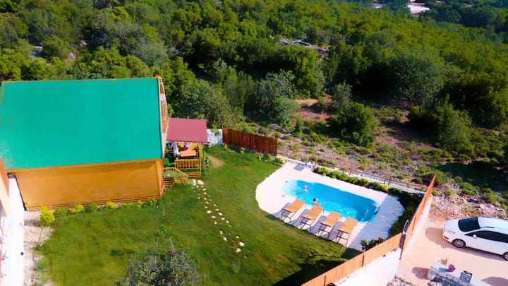 Havuzlu Ve Jakuzili Ahşap Villa - Kekova