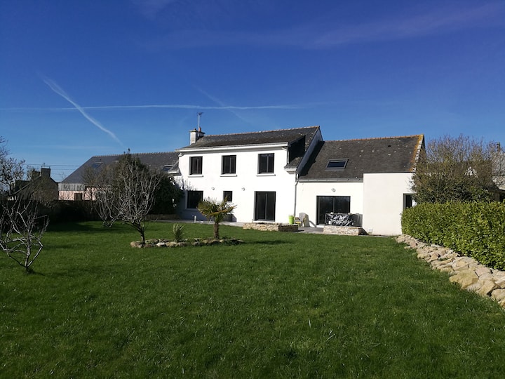 Maison Idéale Pour Les Familles Entre Terre Et Mer - 洛里昂