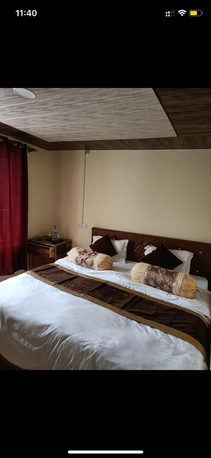 Stay A301 - Pangong Tso