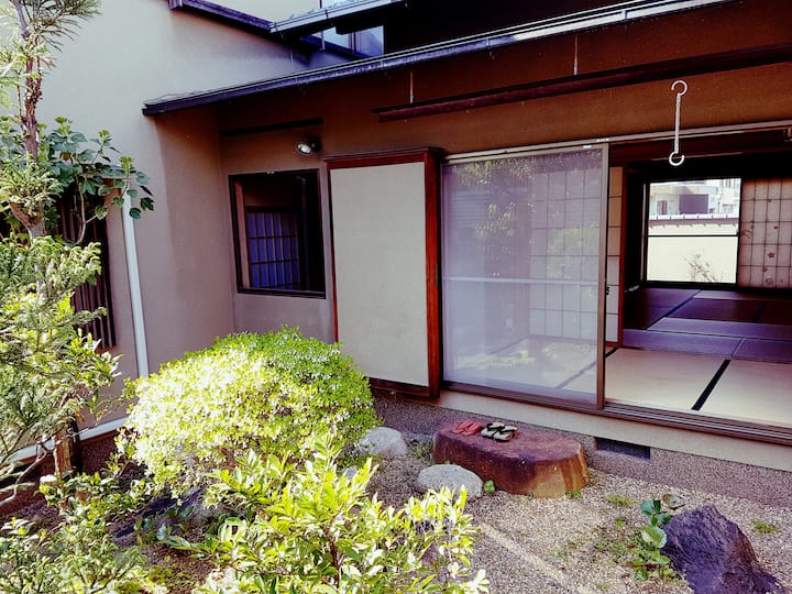 Classic Japanese Home For 6 Guests With Parking - Sakai