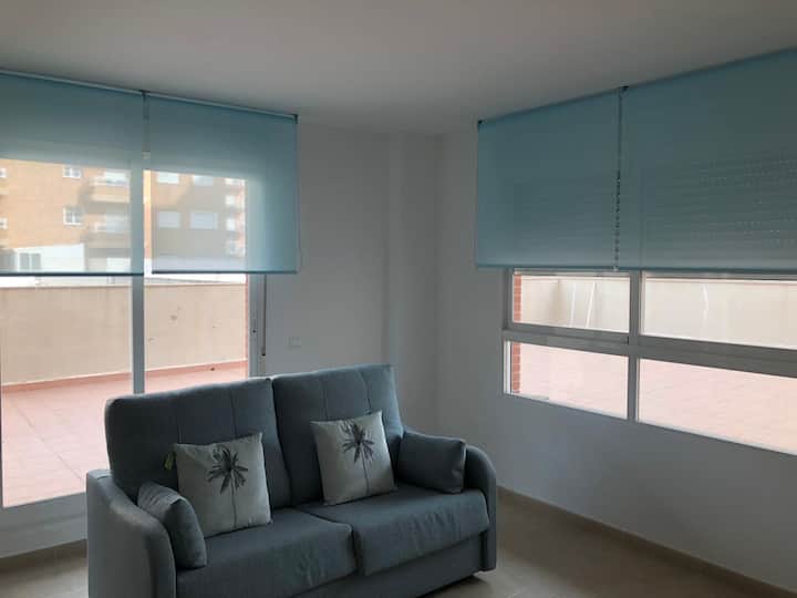 Apartamento Con Súper Terraza. - Cullera
