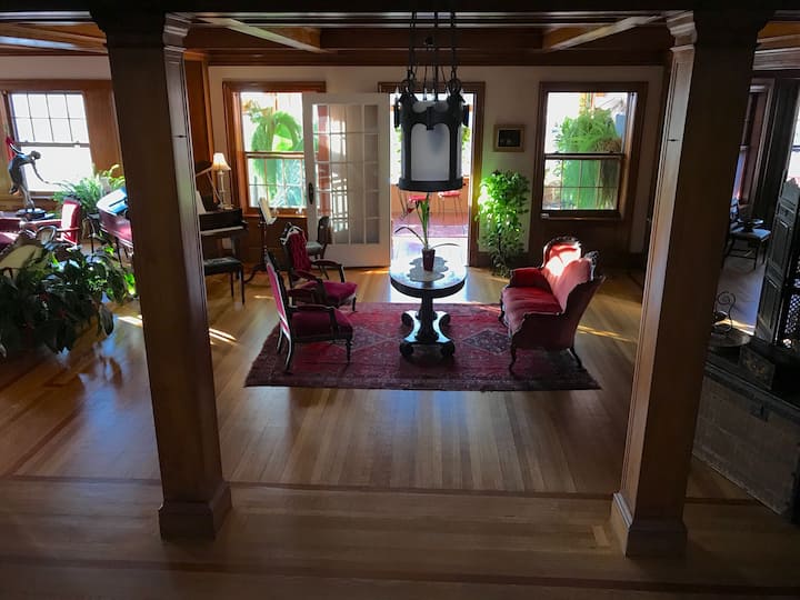 Berkshires “Cottage” Edmister House The Arden Room - Lenox, MA