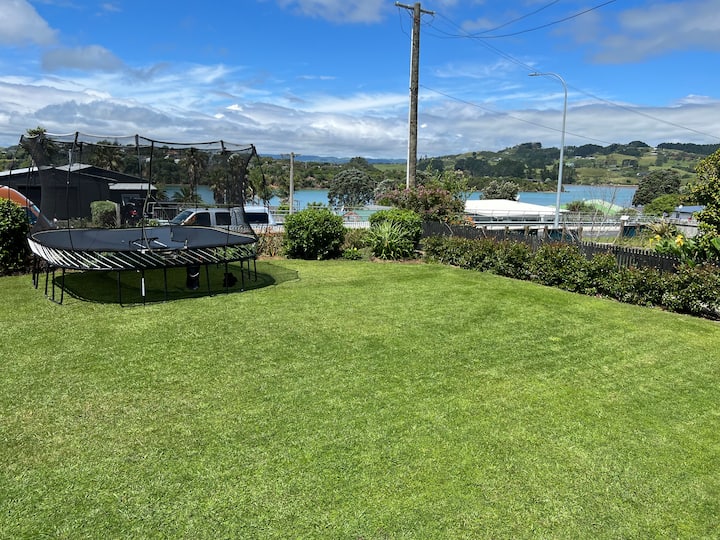 2 Houses Pet Friendly - Raglan