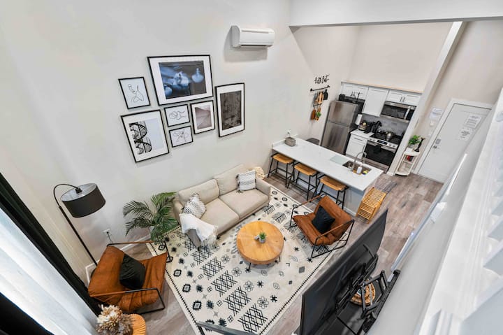 Modern Loft | Walk To Little Italy & Yale |Parking - 뉴헤이븐