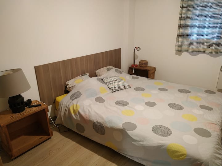 Chambre Privée Avec Salle De Bain Et Kitchenette - Chantepie