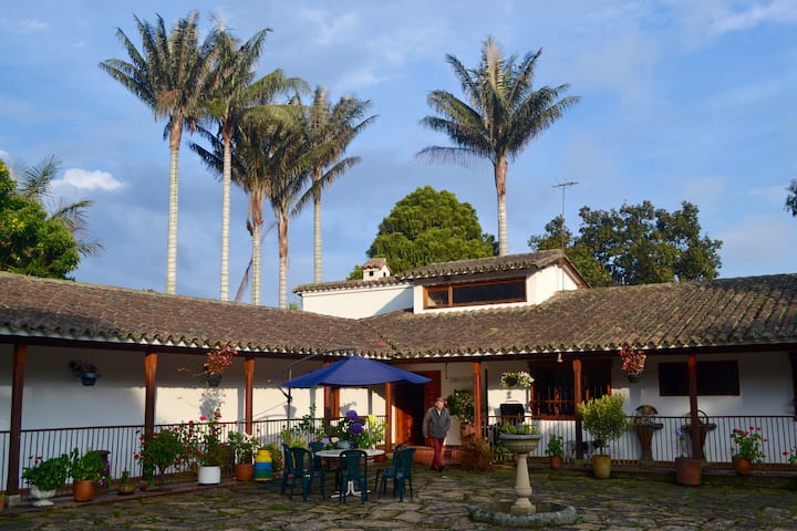 Cozy And Friendly Farmhouse Very Close To Bogotá. - Facatativá