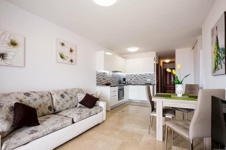 Sea View 2 Bedroom Apartment Beach Duque - Costa Adeje