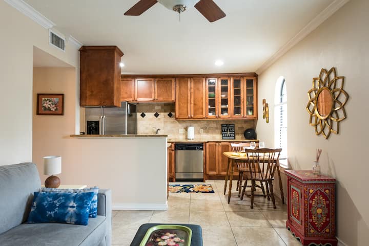 The Sparrow's Nest Hyde Park, Central Austin - Austin, TX