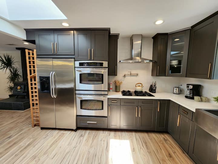 Peaceful 2 Bed/2 Bath, Outdoor Living & Ev Charger - Sonoma