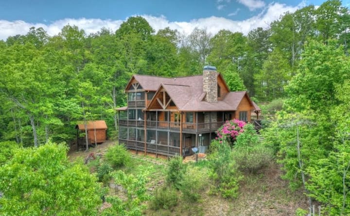 Lil' Bill's Hill | Modern Cabin | 10 Min To Town - Blue Ridge, GA