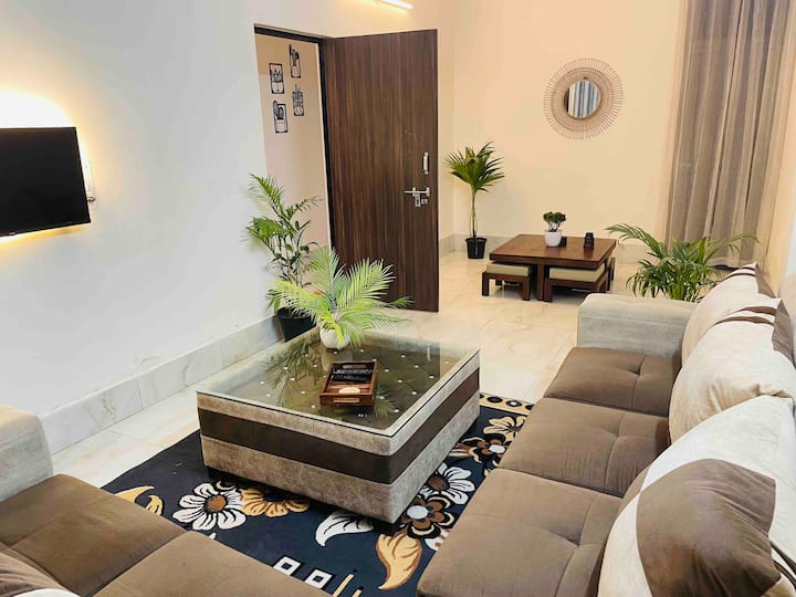 Spacious 2bhk Near Medanta/fortis– Feels Like Home - Gurugram