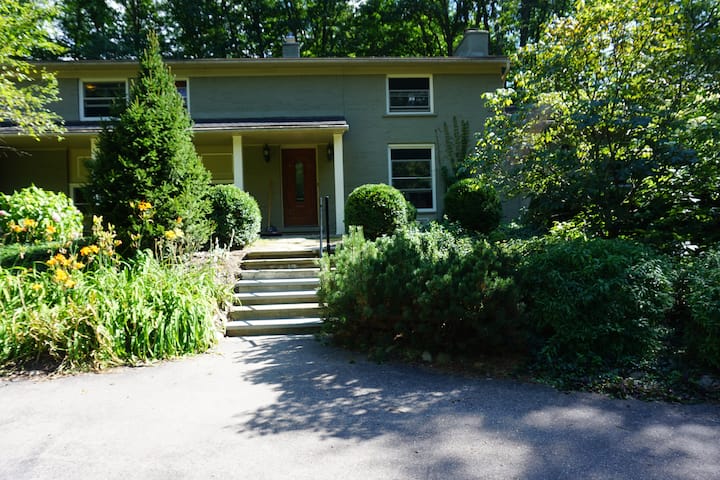 Arbor Hills Retreat - Ann Arbor