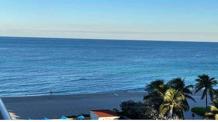 Best Beach , Best Place - Sunny Isles Beach