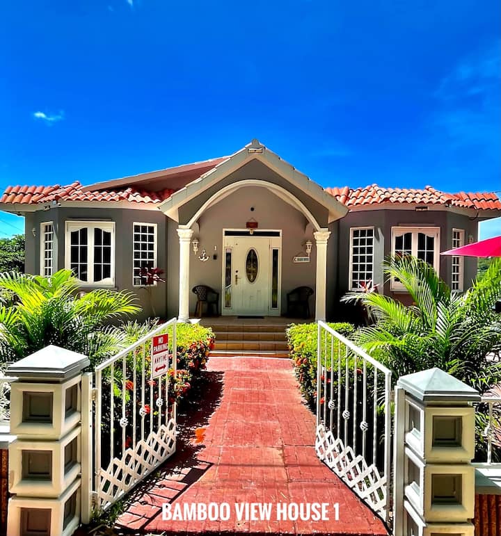 Bamboo House- (Electric Generator) 8 Min To Beach - Rincón