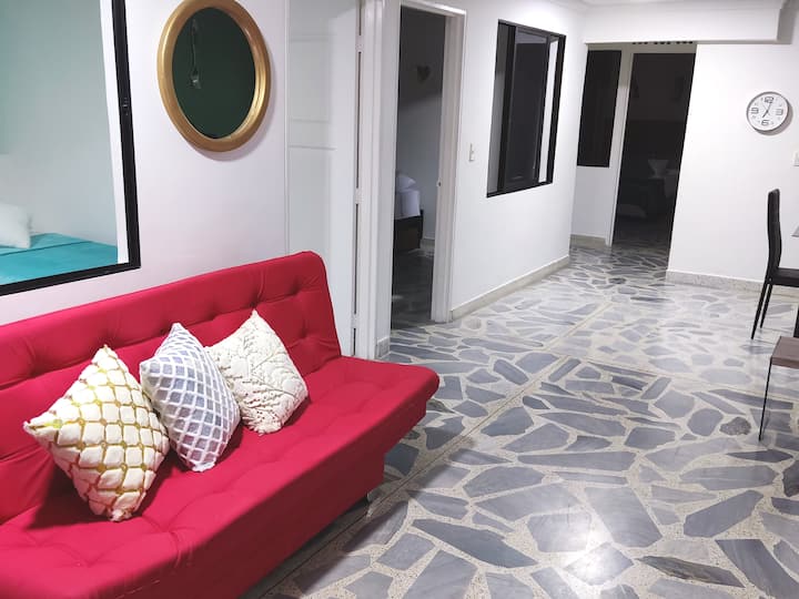 Acogedor Apartamento - Laureles, Mejor Ubicación - Medellín