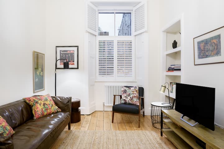 Stylish Central City Apartment - Edinburgh