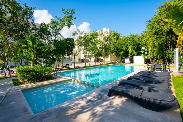 Gorgeous & Spacious Flat 806 In Pdc 2mi From Beach - Playa del Carmen