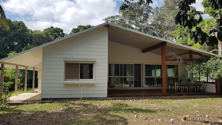 Beach House : 3 Chambres A 20 Mètres De La Plage! - New Caledonia