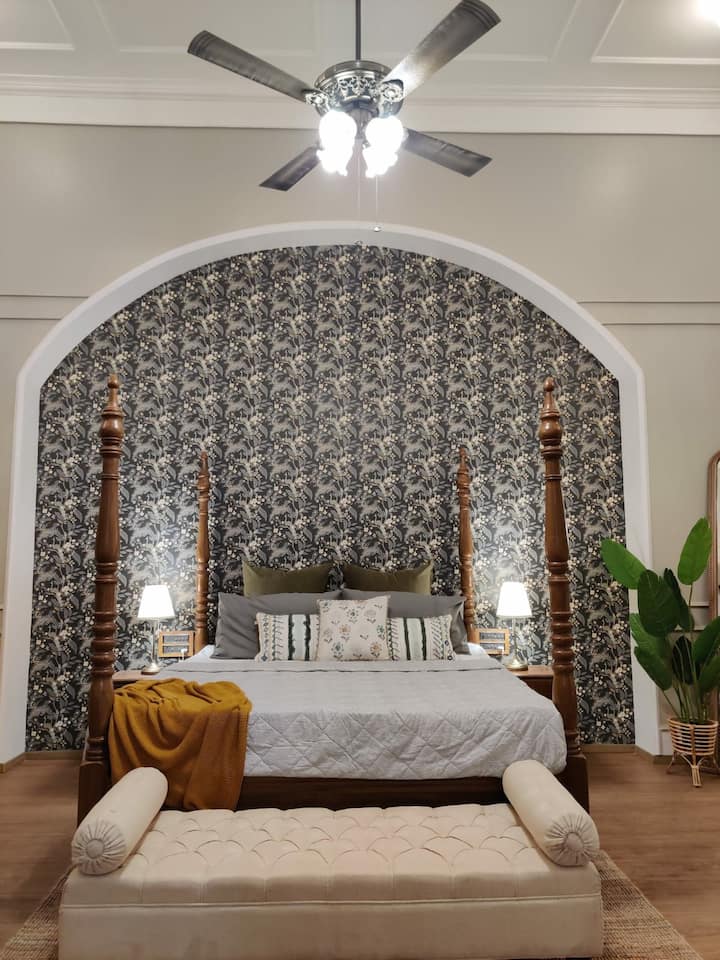 Victorian Mansion Luxury Rooms Alexander Heritage - Karjat