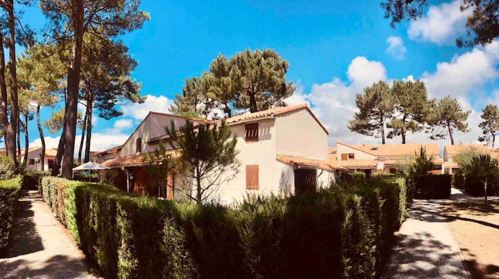 Maison Entière à La Palmyre, 6 Couchages - Les Mathes