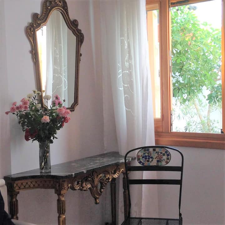 Lovely Apartment For 6 Ppl, 2 Bdrm In Naxos - Naxos