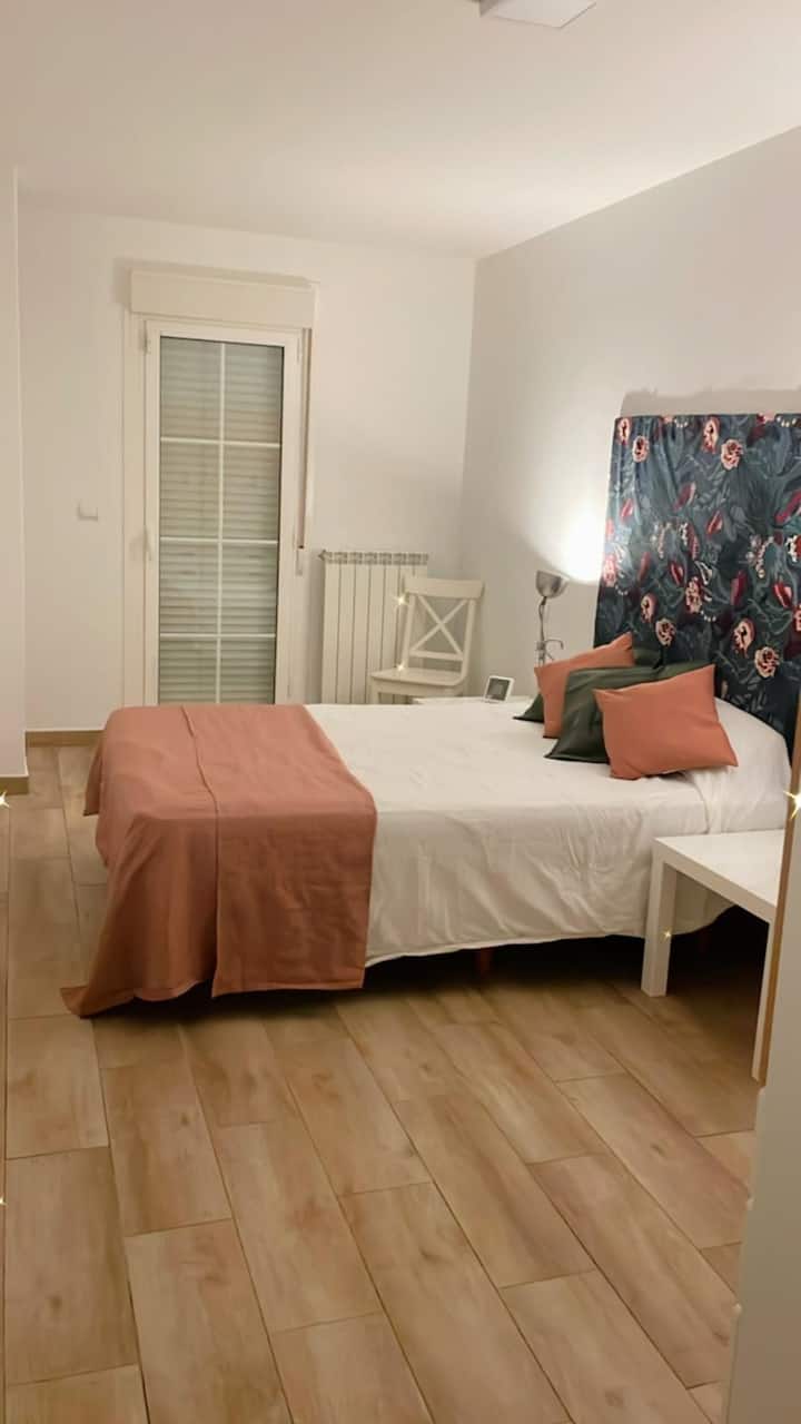 Moderno Apartamento Con Patio - Utebo
