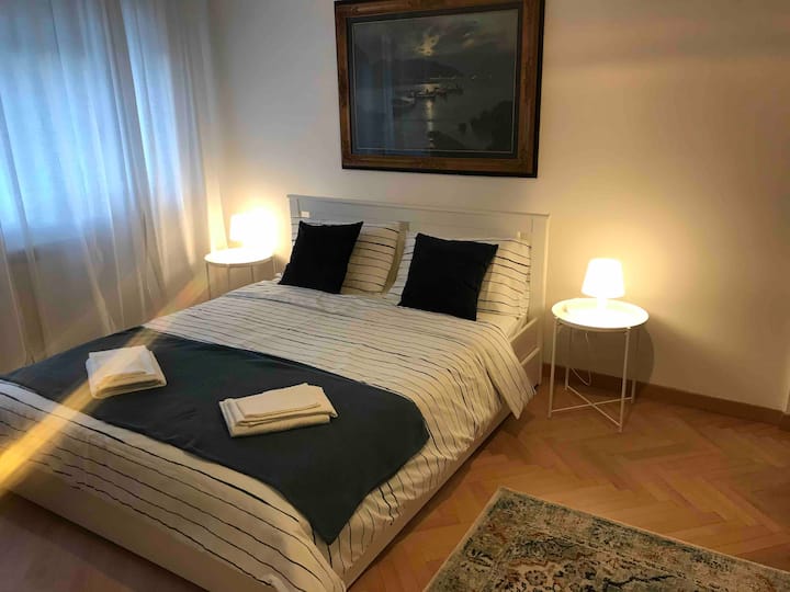 Charm & History: In Centro, Per 5 Ospiti, 2 Bagni - Trieste