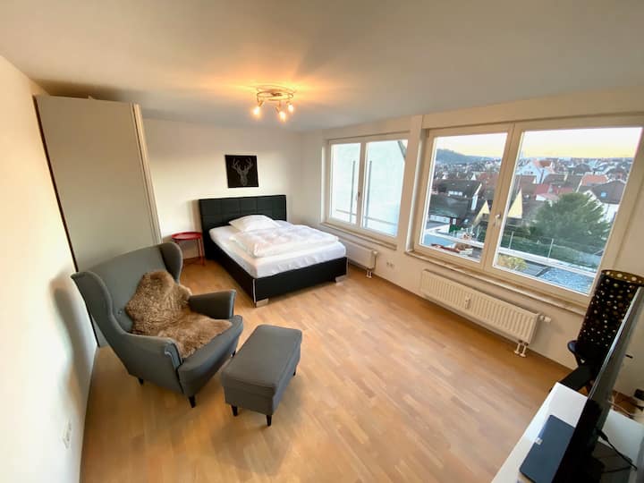 Modern Serviced Apartment With Full Kitchen - Stuttgart