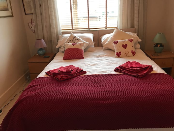 Friendly Seaside Home - Milford on Sea
