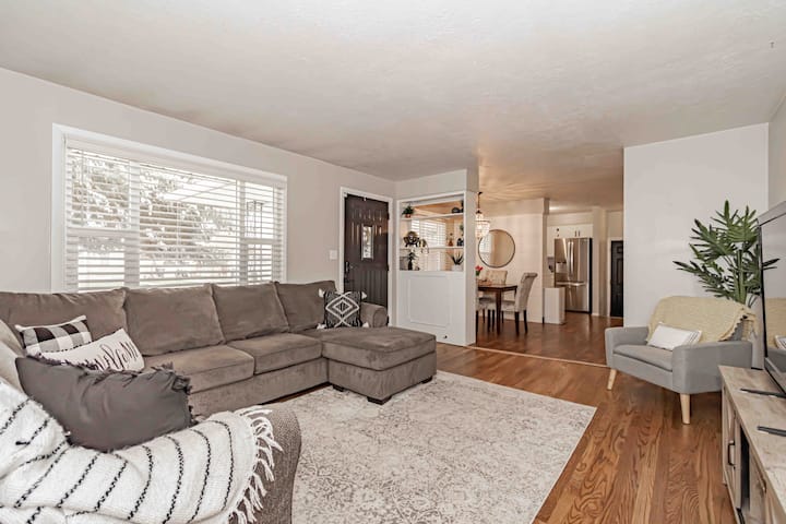 Cozy 4 Bedroom Home In The Heart Of Idaho Falls. - Idaho Falls, ID