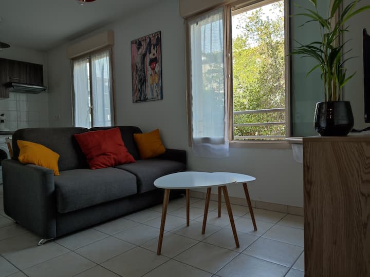 Charmant Studio Avec Parking Au Calme - Juan-les-Pins