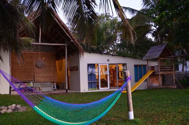 Vilankulo ‘Rustic’ Beach Home! - Mozambique