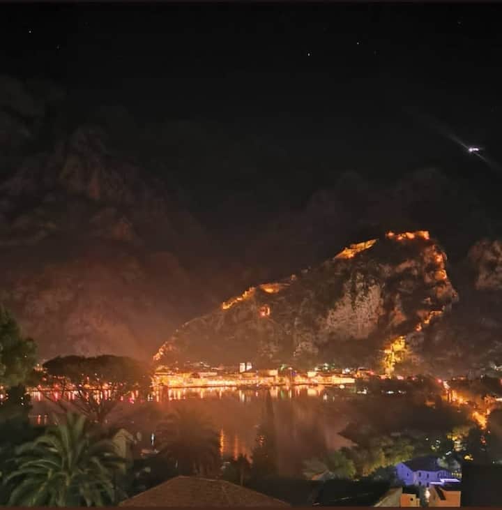 Home Bellavia®,150sg/m Close Old Town Of Kotor. - Kotor