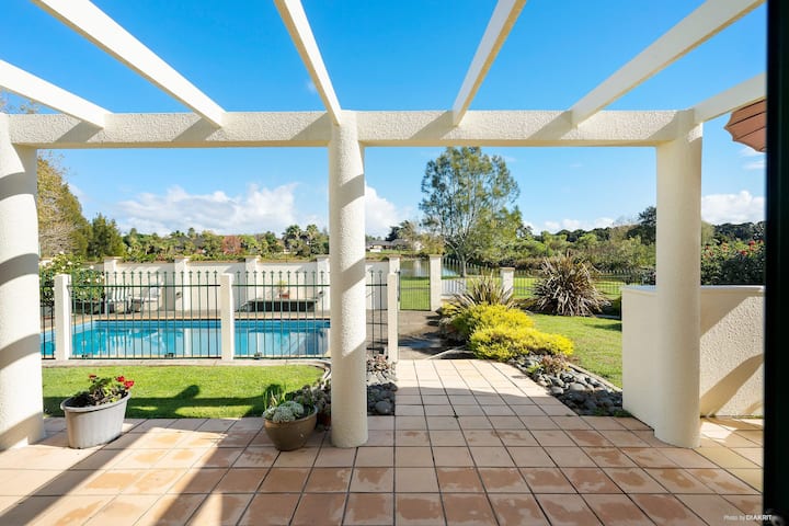 A Quiet Piece Of Paradise R1 - Auckland