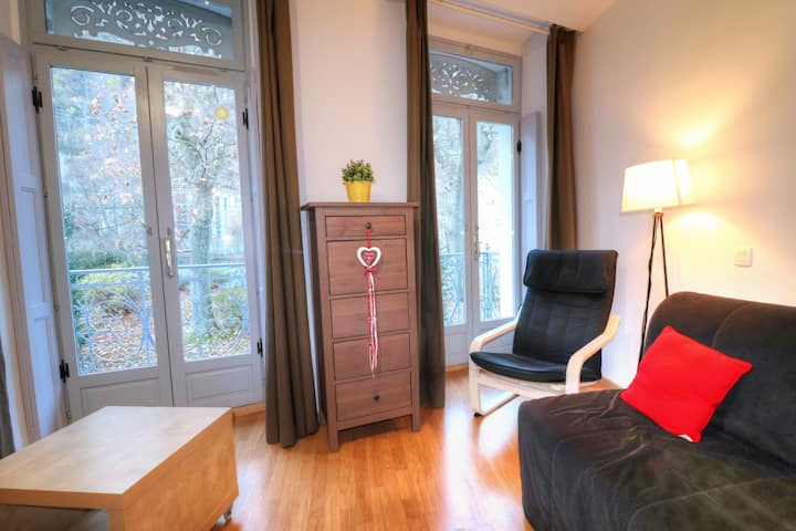 Bel Appartement Bagnère De Luchon 4 Personnes - Bagnères-de-Luchon