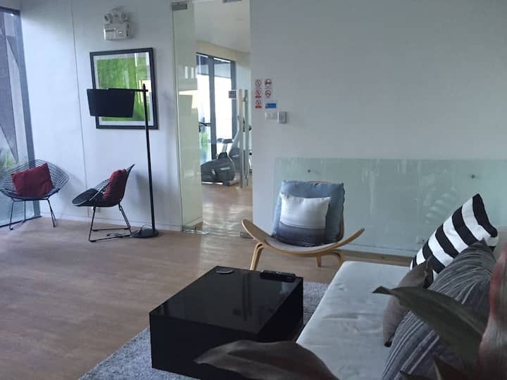 1br-bangkok Luxury Condo Ari, Bts - Thailand