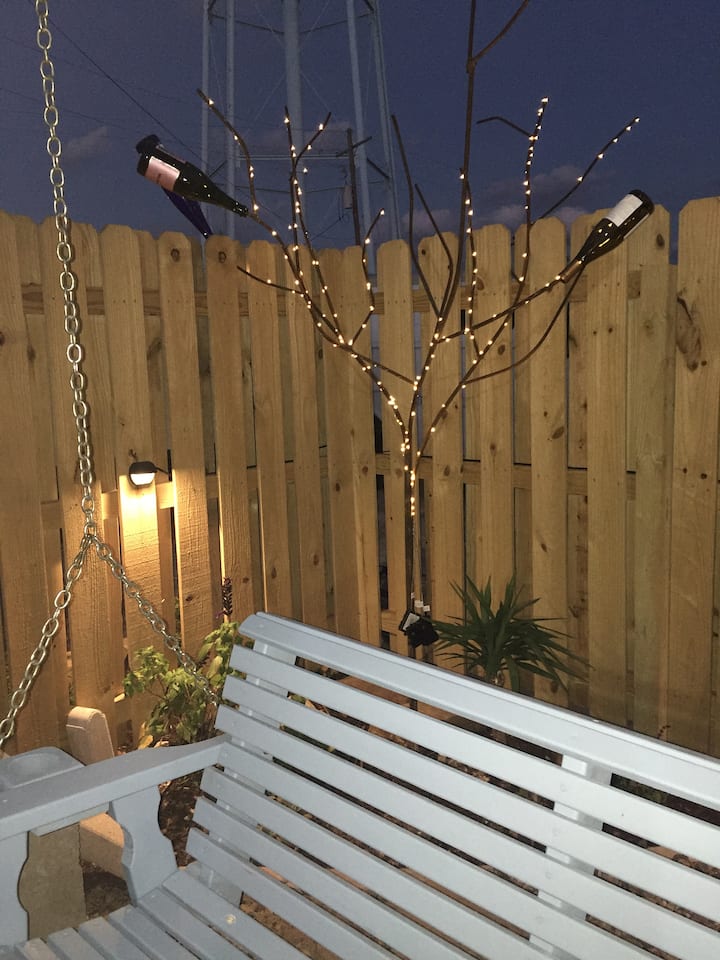Bee Hive Rv Courtyard Play Space - Crystal Beach