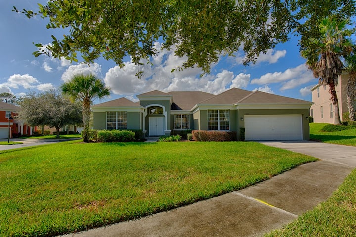 Large 5br 3 Ba W/ 2 En-suites Private Pool Resort - Walt Disney World® Resort, Orlando
