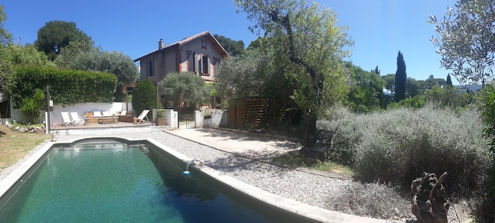Bastide Provençale Au Coeur D'oliviers - Aubagne