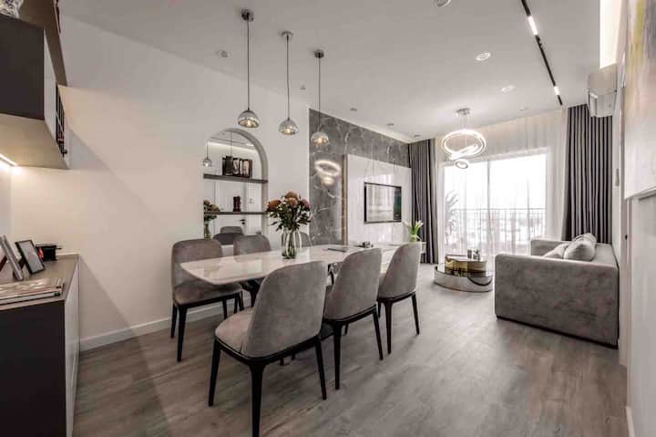 L The House  2 Room - Ben Luc