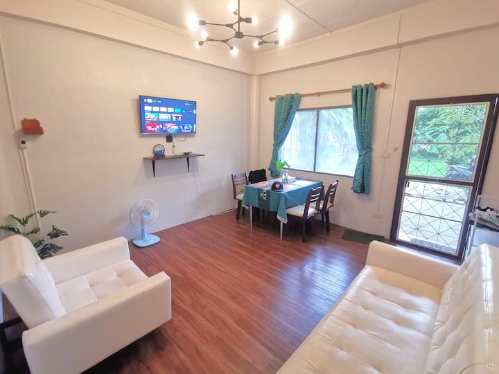 Ada House At Chalong - Phuket