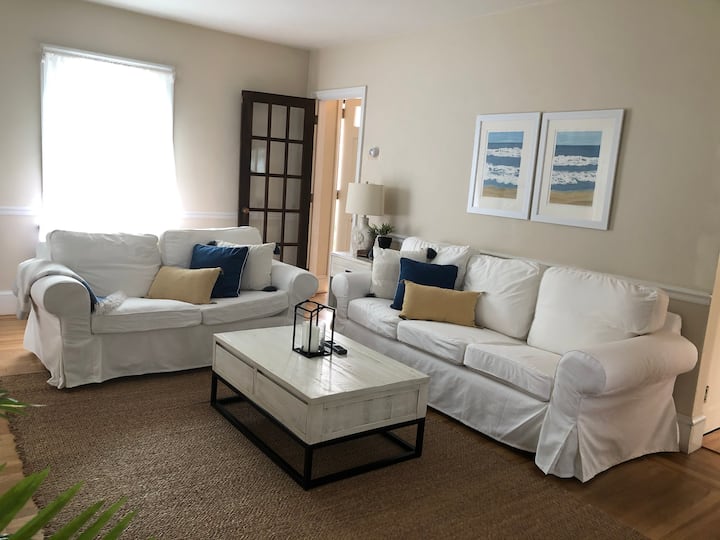 Charming Newport Summer Rental. - Newport, RI