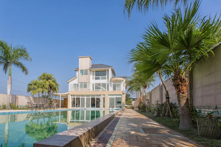 總裁桃花源~20人包棟villa - Yilan