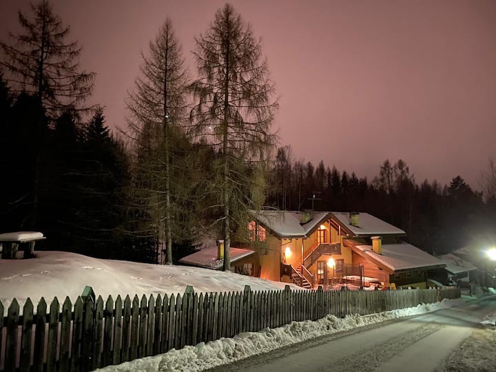Chalet Di Montagna  In Zona Tranquilla - Latemar