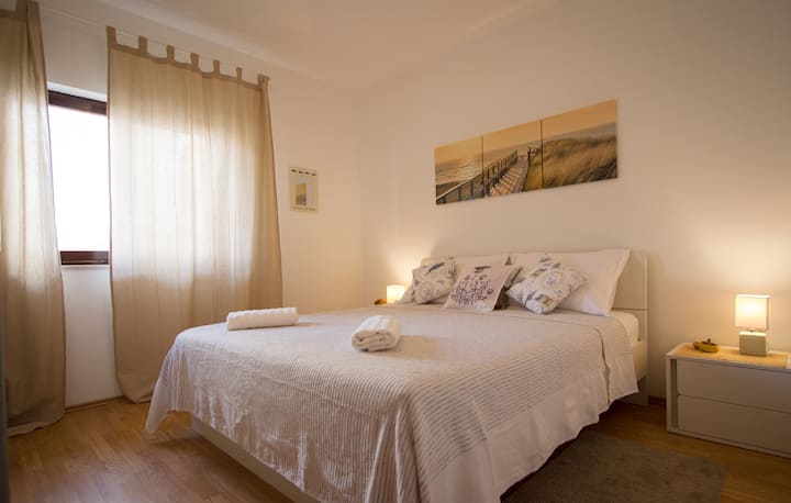 Apartment With Balcony And Free Parking Split - Podstrana