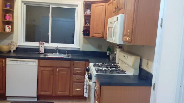 Large Private Room N - Stamford, CT