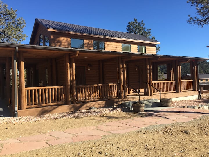 Ranchstead Inn - Sundance Twin - Allenspark, CO