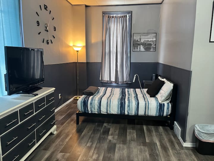 #2 Central Park/ Cultural Center Apartment - Splash Pad, Flint