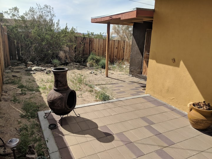 Casita De Oro (5 Min From J Tree Park Entrance) - Twentynine Palms, CA