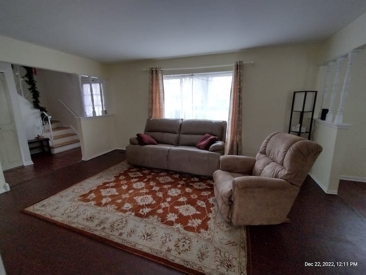 Centrally-located Family Home Near Msu - East Lansing, MI